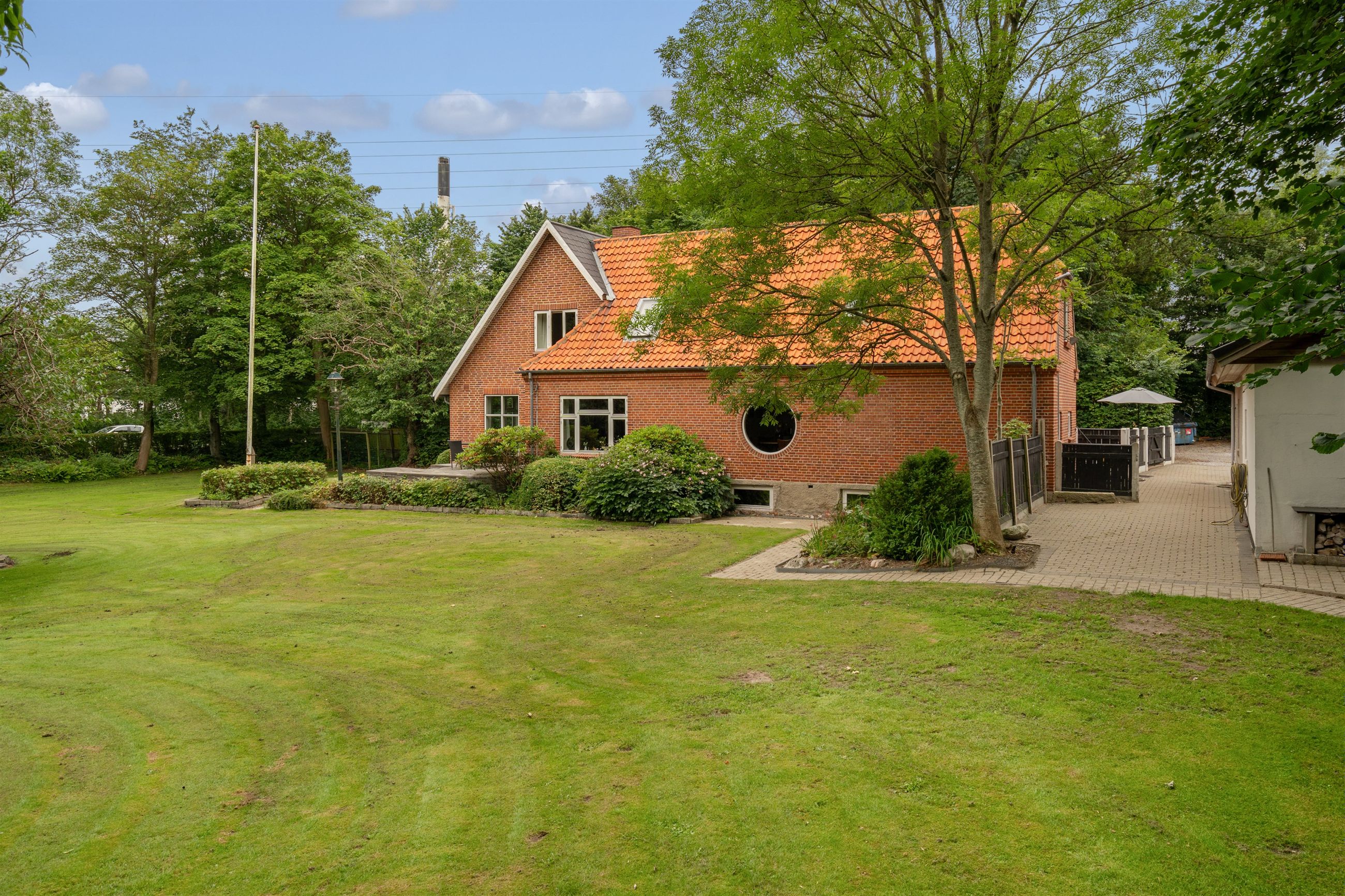 Tarp Byvej 8, 6715 Esbjerg N